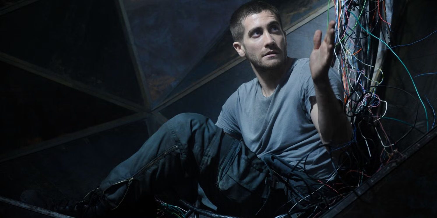 Source Code Ending Explained: Unraveling the Ethical Dilemmas and Time Loop Paradoxes in the Sci ...